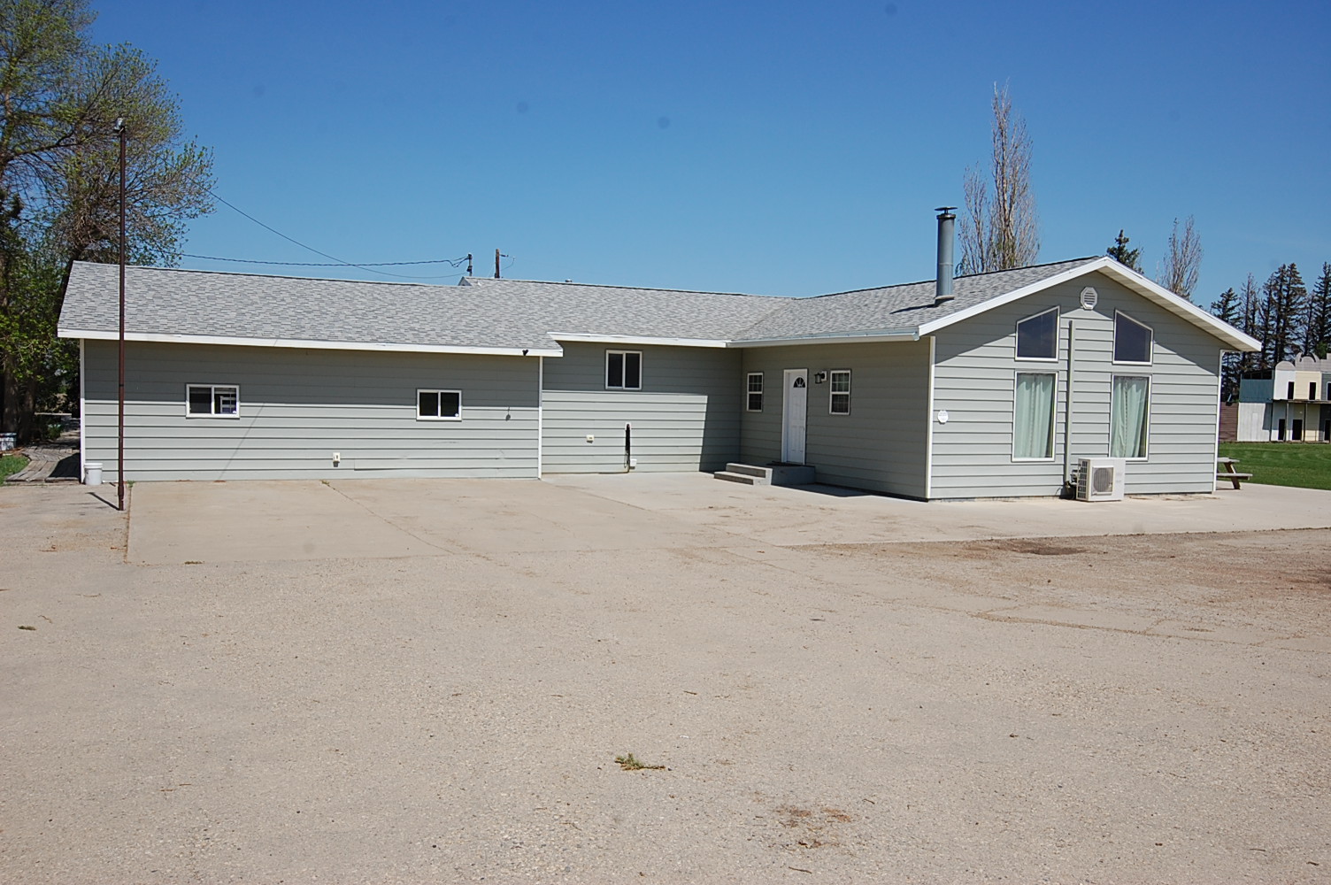 14405 CR 355: Rural Home in Tranquil Setting - Beagle Properties ...