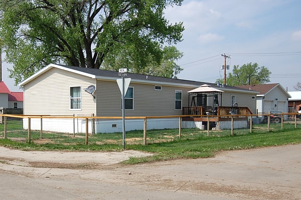 115 1st Ave N: Newer home in the heart of Savage - Beagle Properties ...