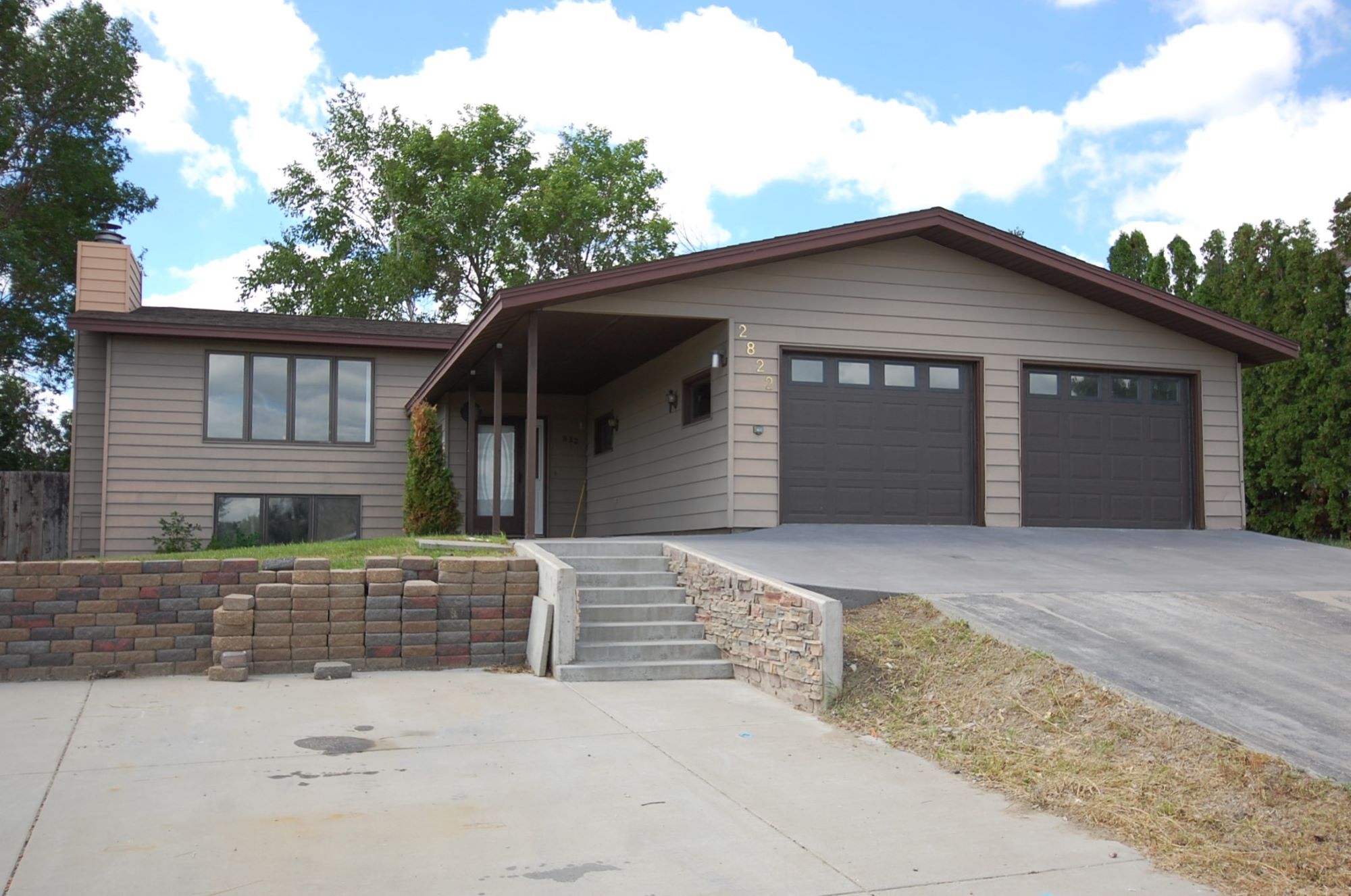 2822 3rd St. NW: Nice home along the golf course - Beagle Properties ...
