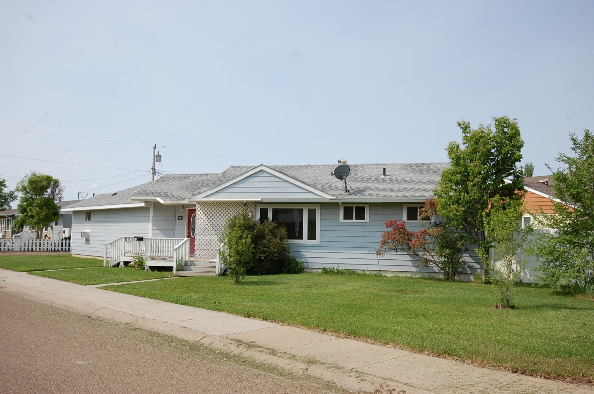 801 8th Ave SE: Charming One Level Home - Beagle Properties - Sidney ...